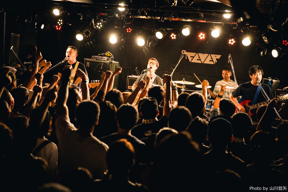 HUSKING BEE、4年半ぶりの映像作品『HUSKING BEE LIVE AT FEVER 2017』の詳細発表