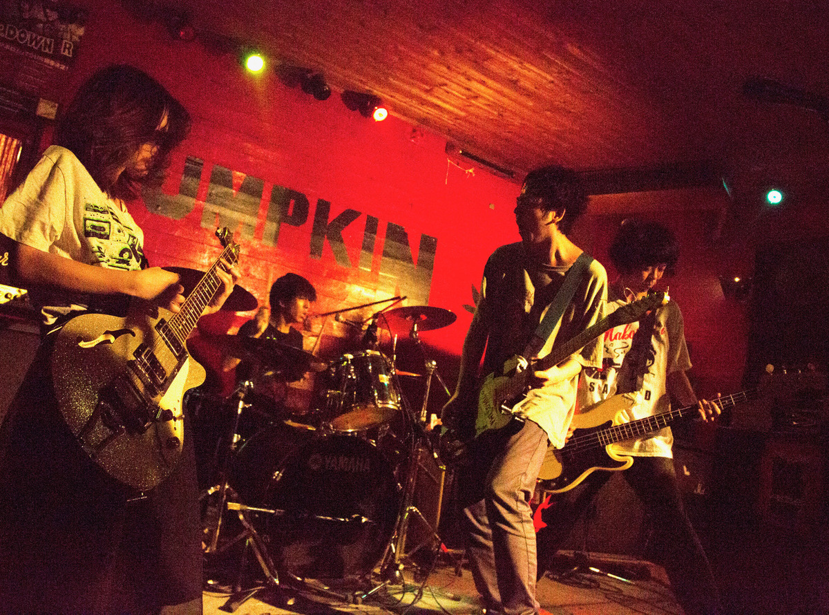 Dr.DOWNER、5年ぶりとなるニュー・アルバム『Goodbye, bright city』が完成。新曲「そんな朝」MV公開＆本日3/30 ...