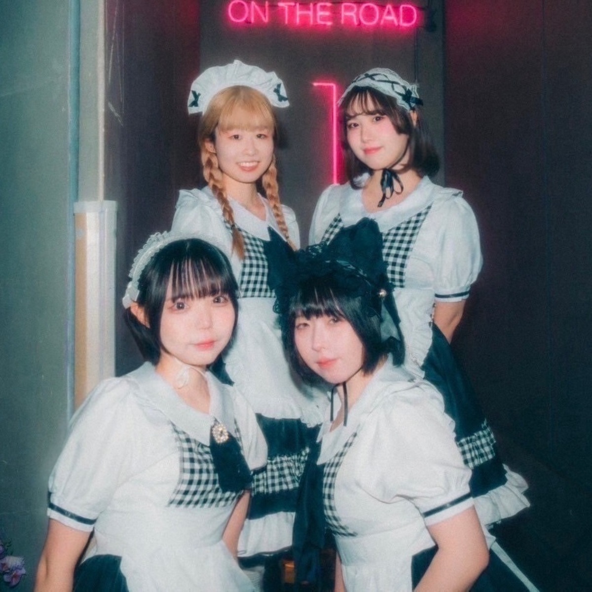 お菓子の国で結成した異色ガールズ・バンド"CARAMEL CANDiD"、新曲「バスボムがぜんぶ溶けたとき」2/14バレンタイン・デーに ...